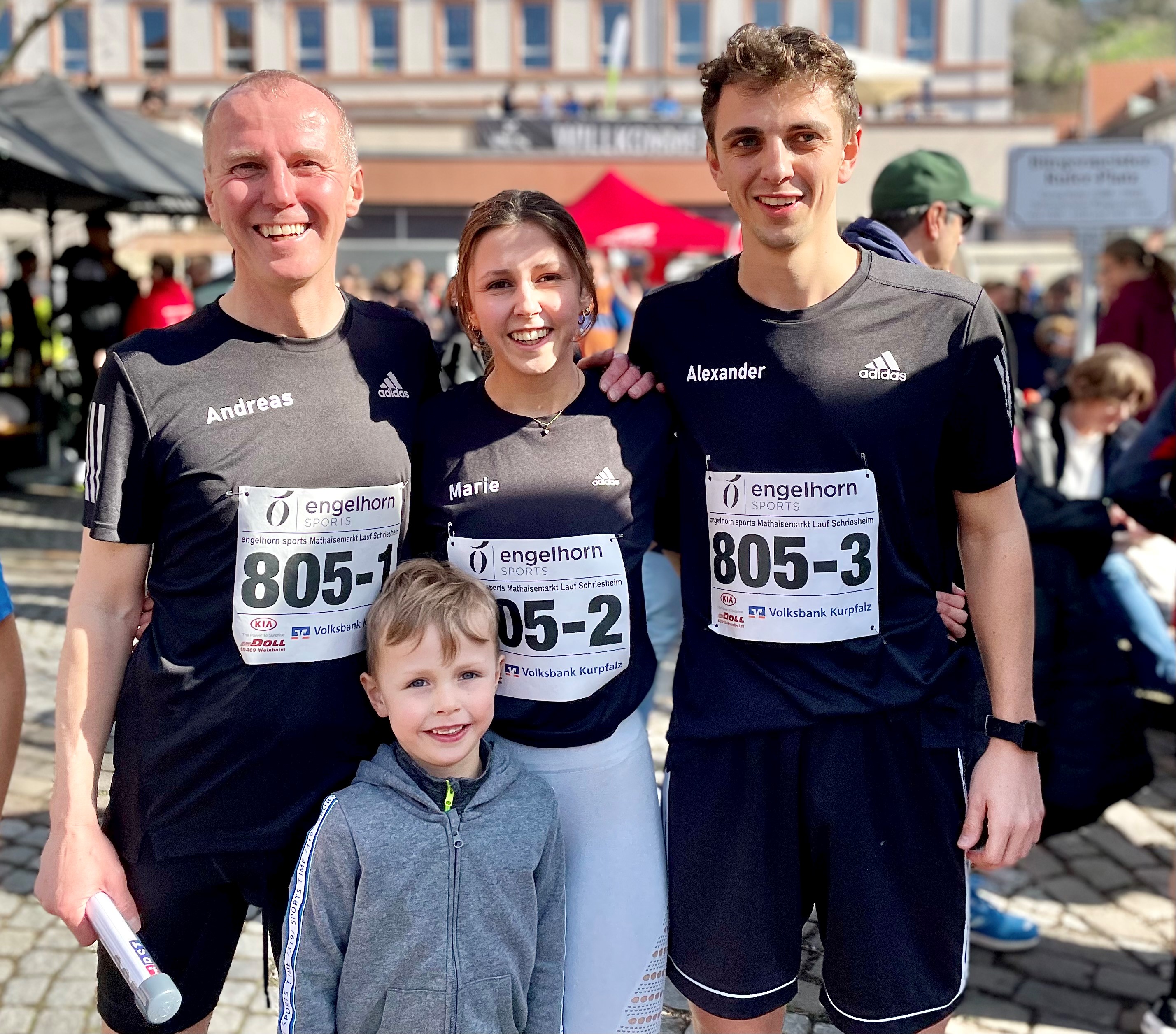 1009 Starter beim Schriesheimer Mathaisemarktlauf in Feierlaune | WNOZ