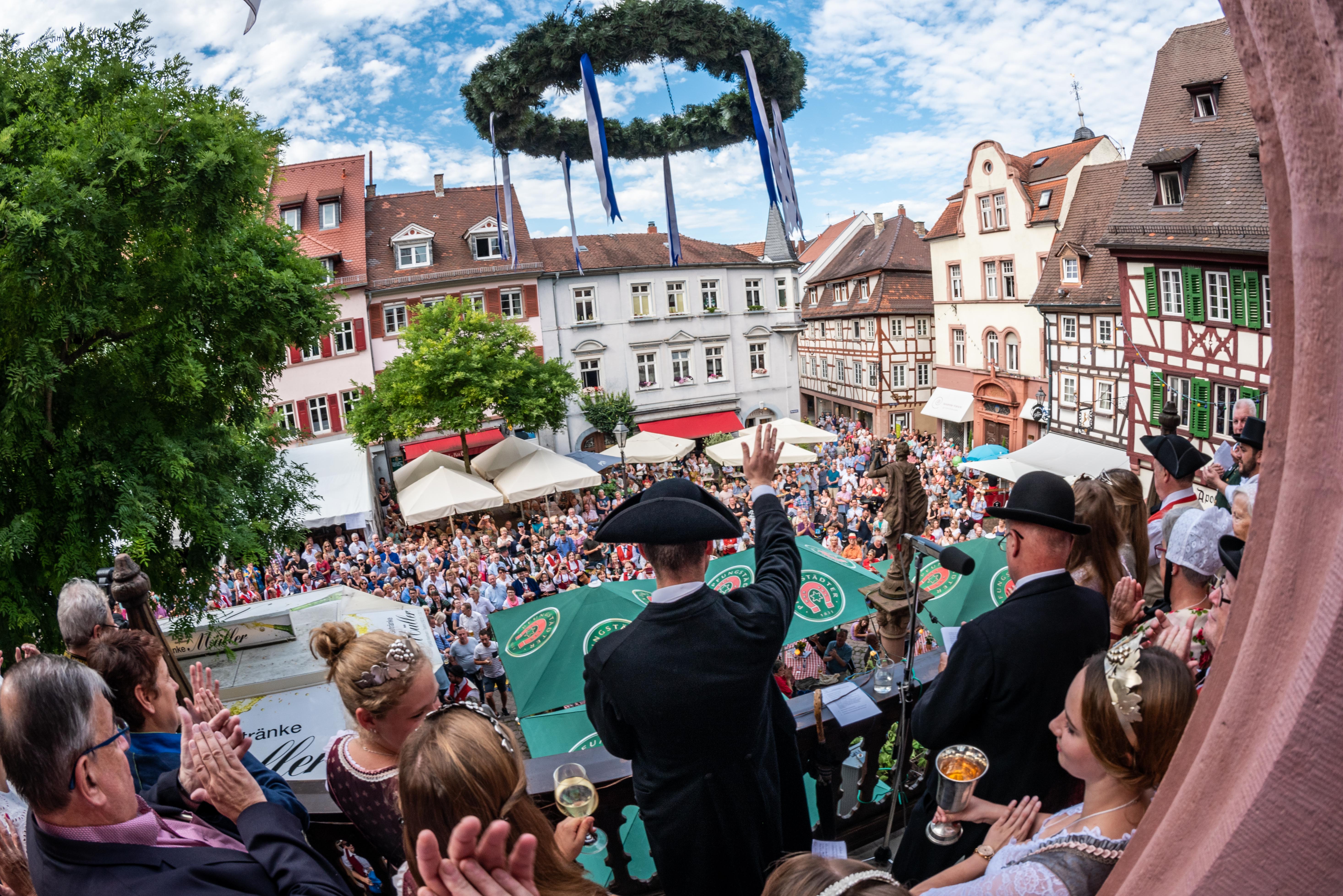 Das erwartet uns bei der Weinheimer Kerwe 2024 | WNOZ